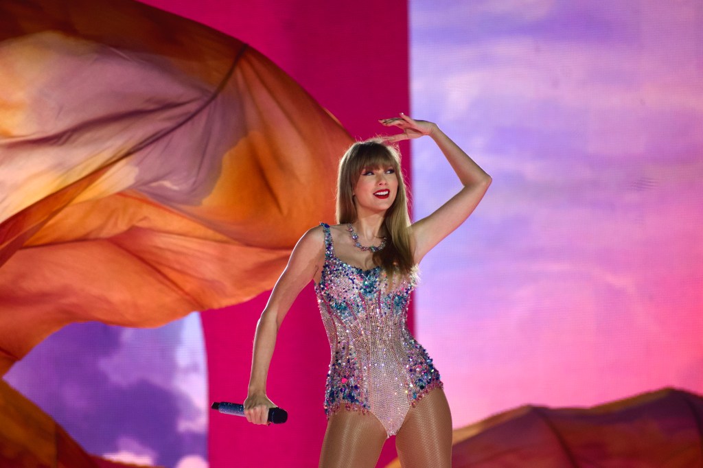 [Review] Taylor Swift’s Eras Tour – NOLA Concerts
